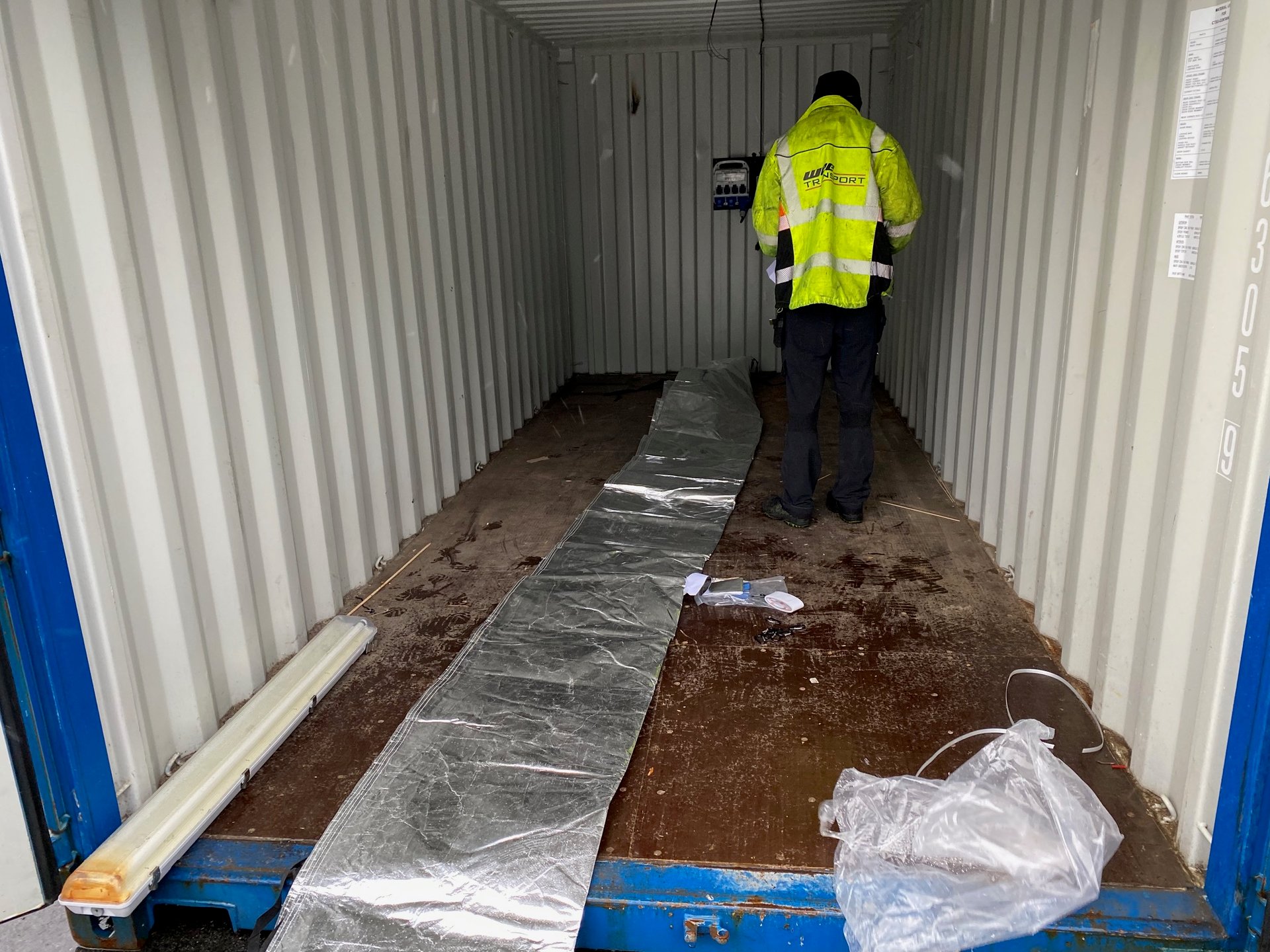 Containertrekk 40HC mot varme, kulde og fuktighet - Wee.no