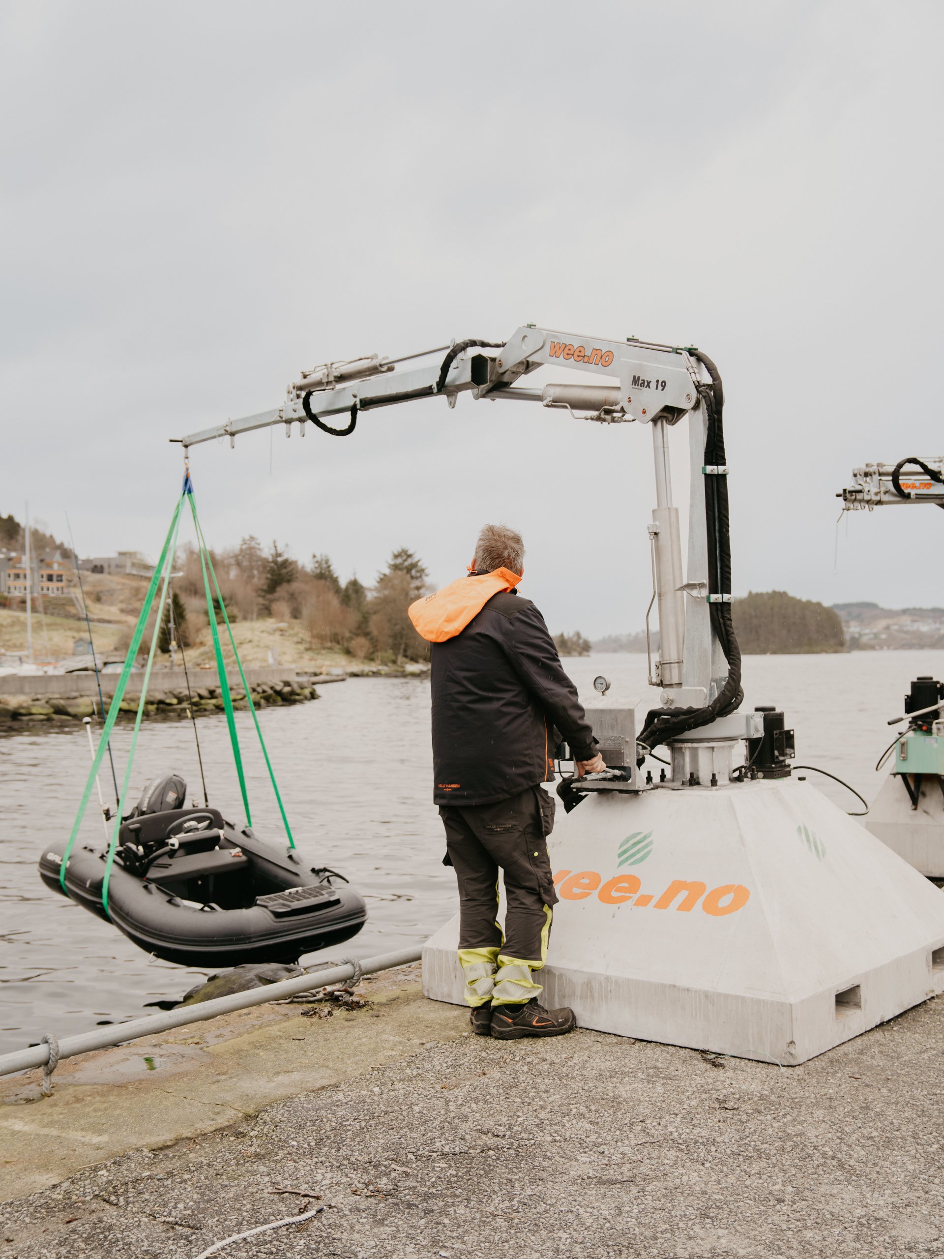 Kran Max Marine knekkarm varmgalvanisert 1,9 t-m - Wee.no