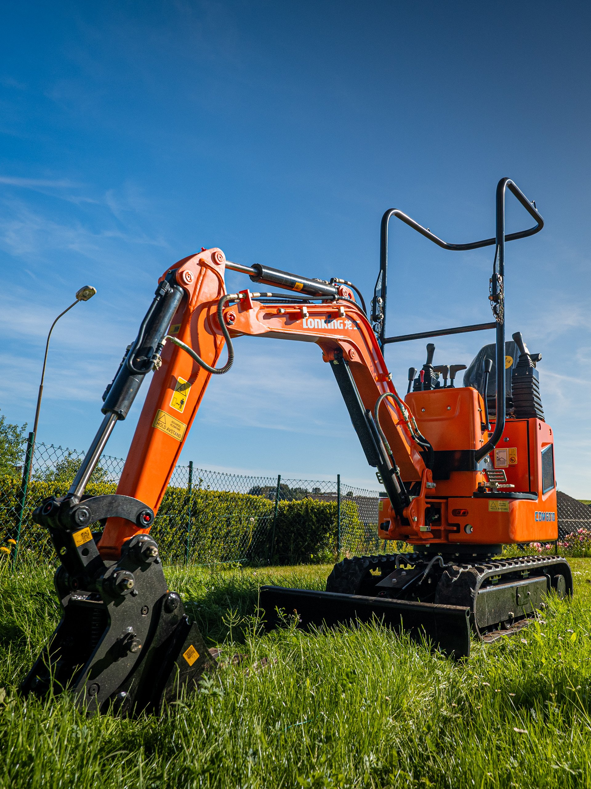 Lonking minigraver proff CDM6010 - Wee.no