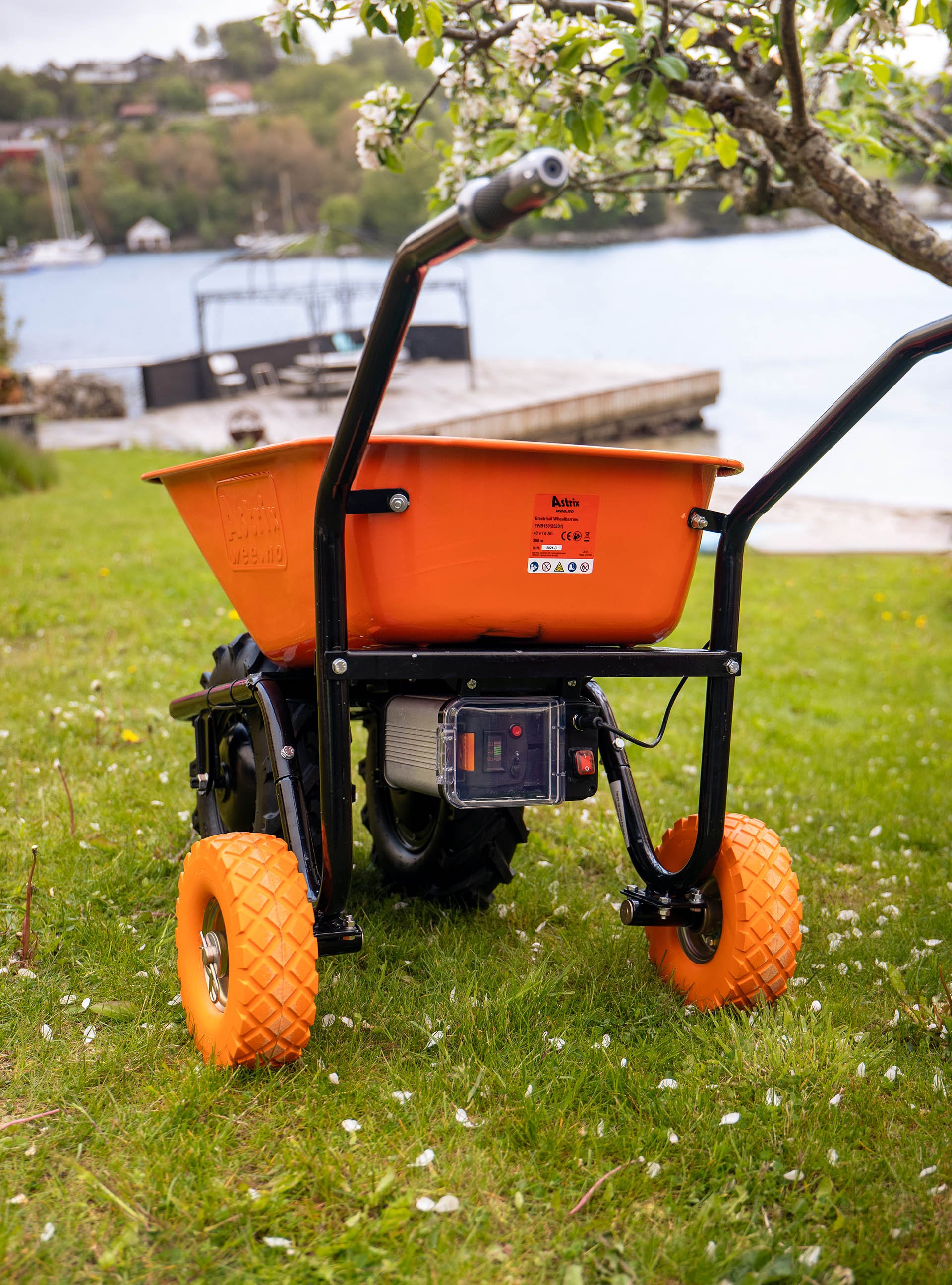 Astrix 2-B elektrisk trillebår - Wee.no