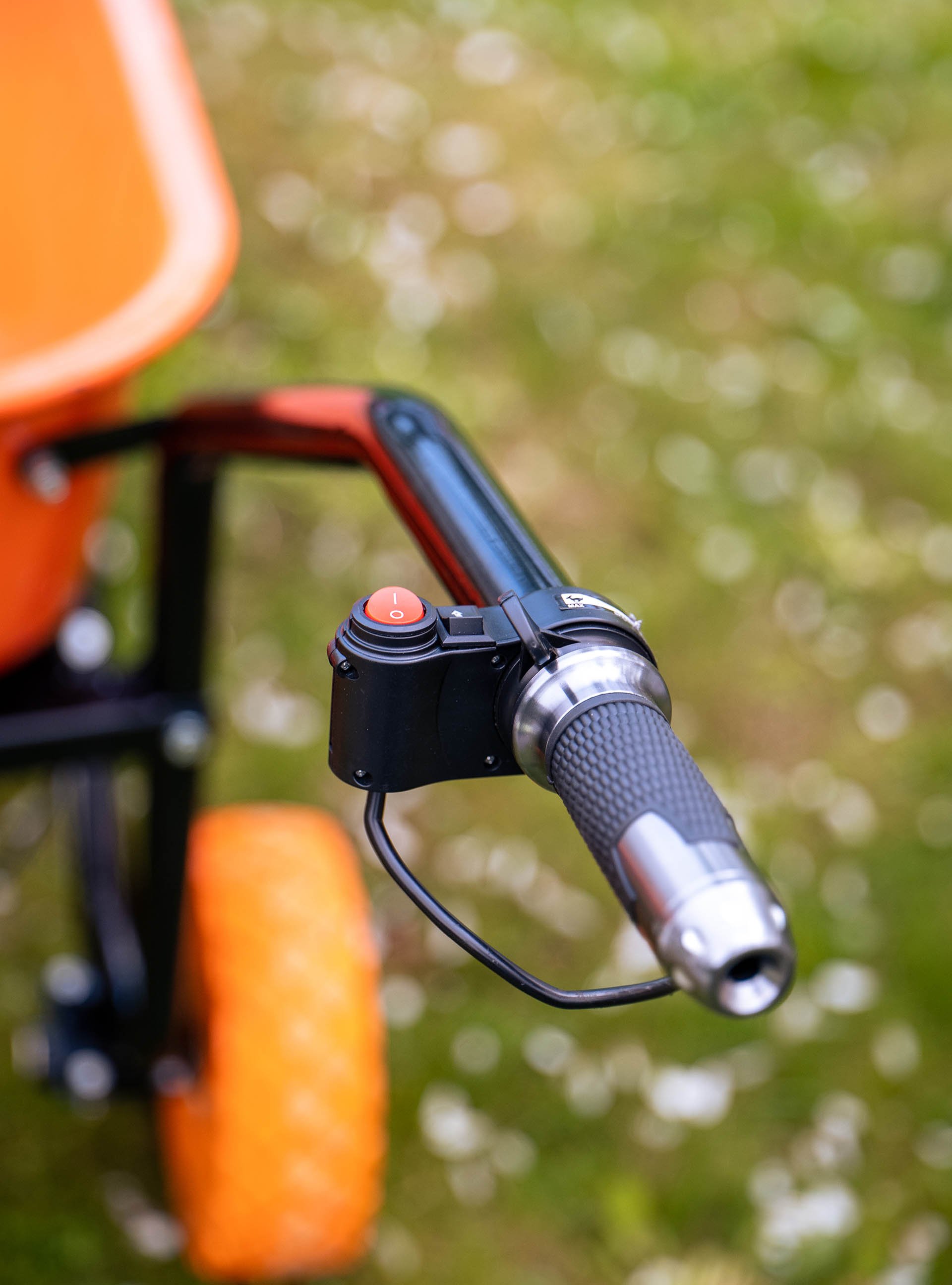 Astrix 2-B elektrisk trillebår - Wee.no