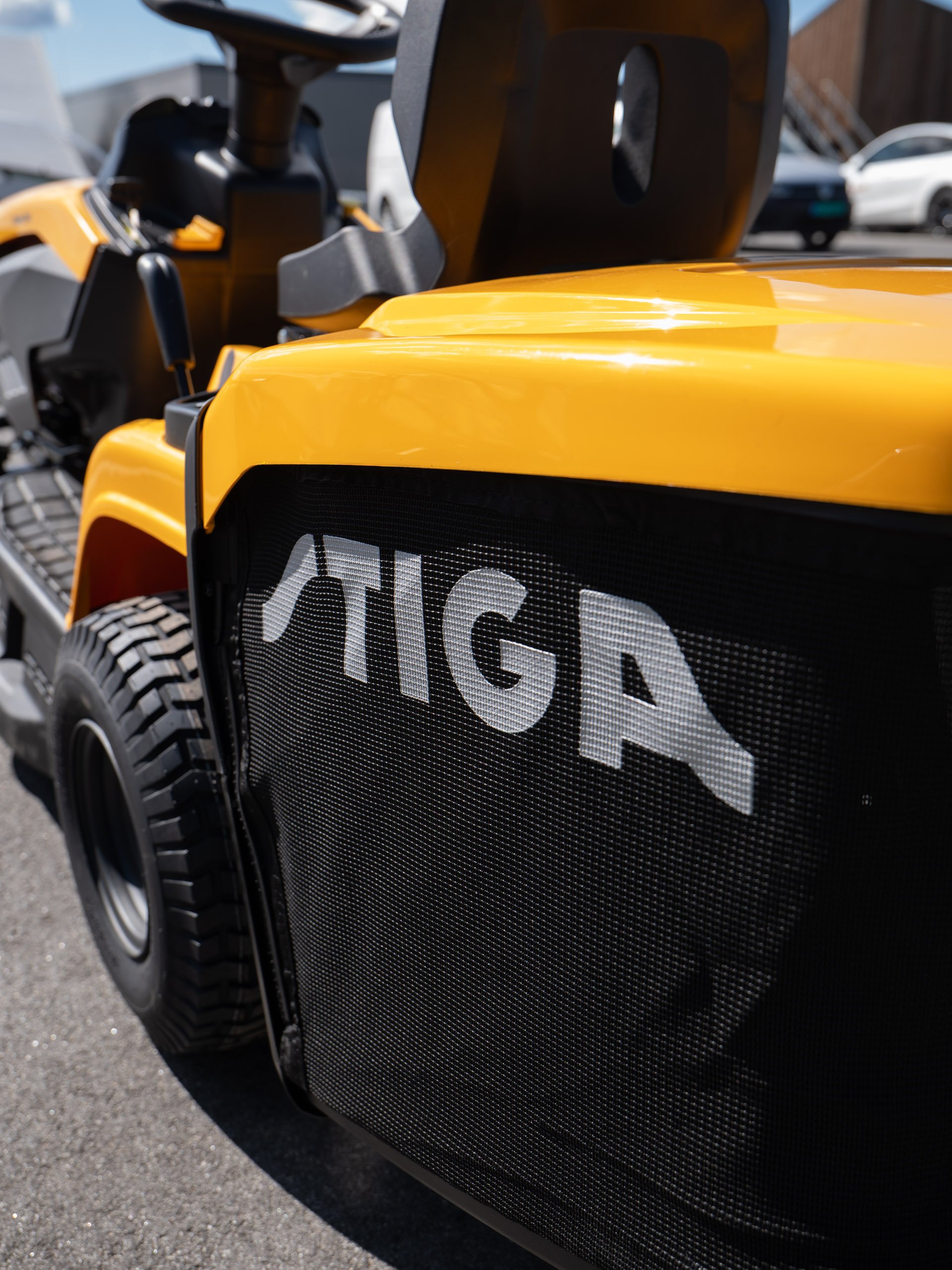 Hagetraktor Stiga Estate 384 ST 450 - Wee.no