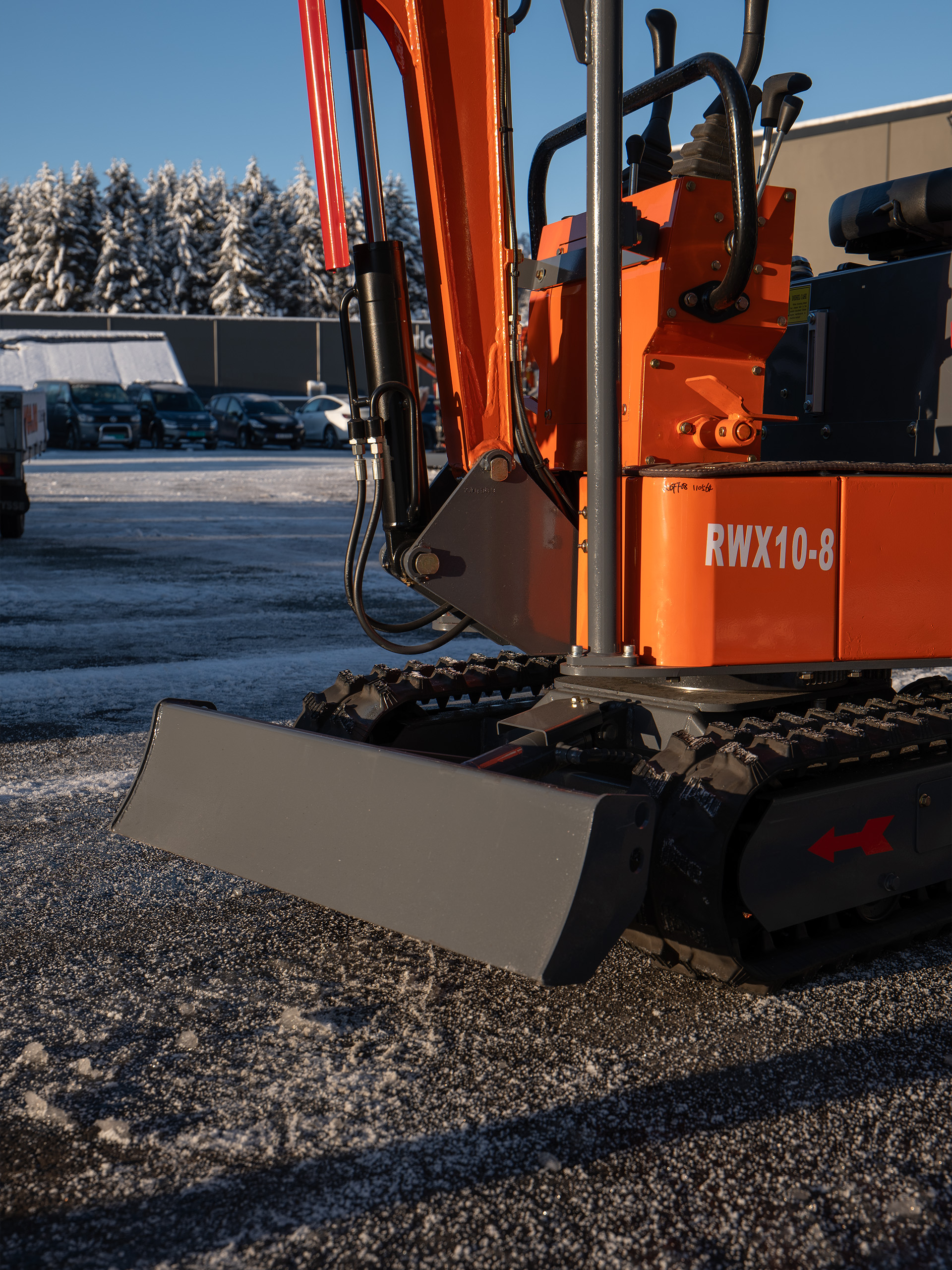 RWX 10-8 minigraver 1000KG - Wee.no