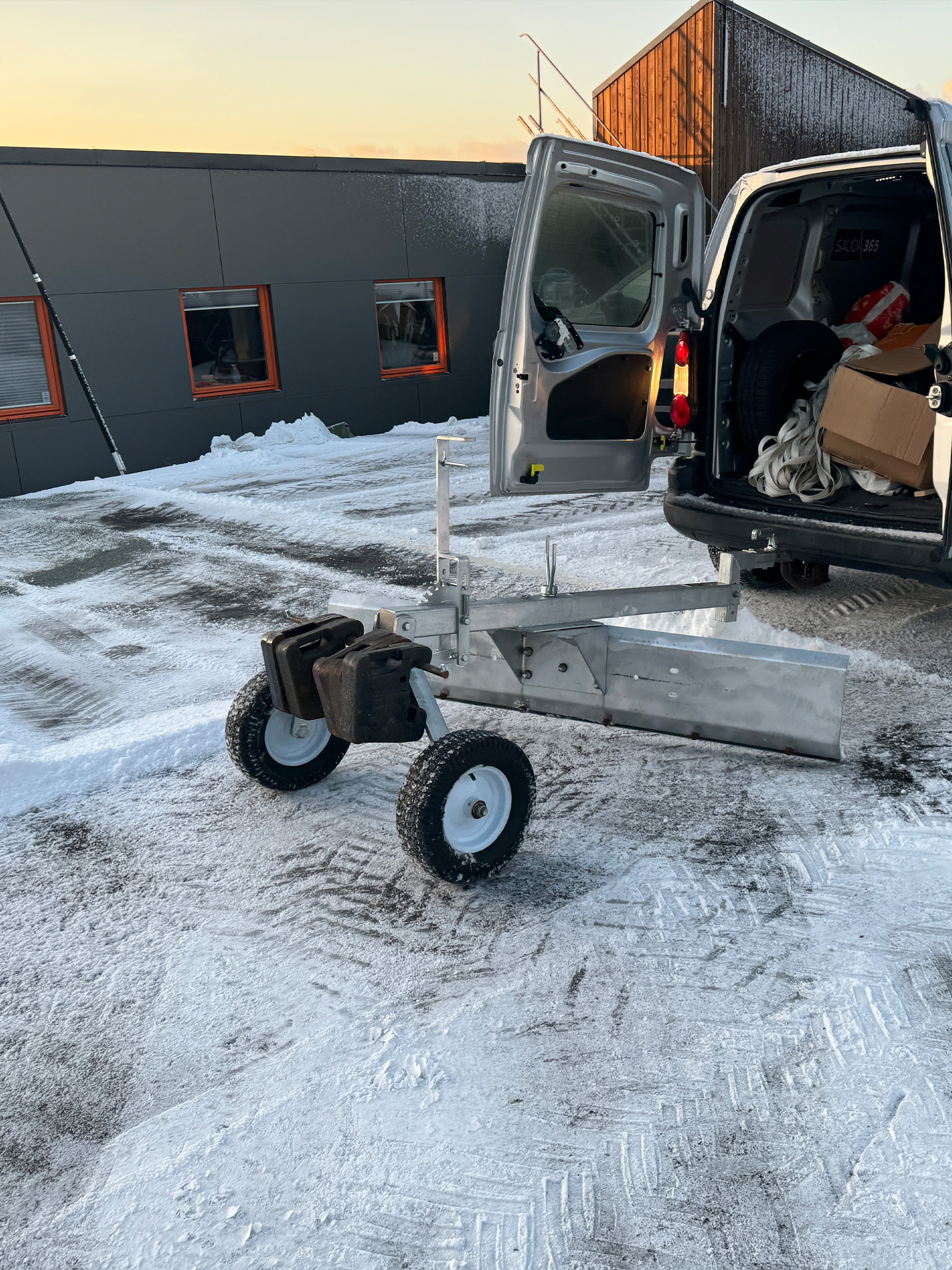 Snøskjær veiskrape til ATV Bil - Wee.no