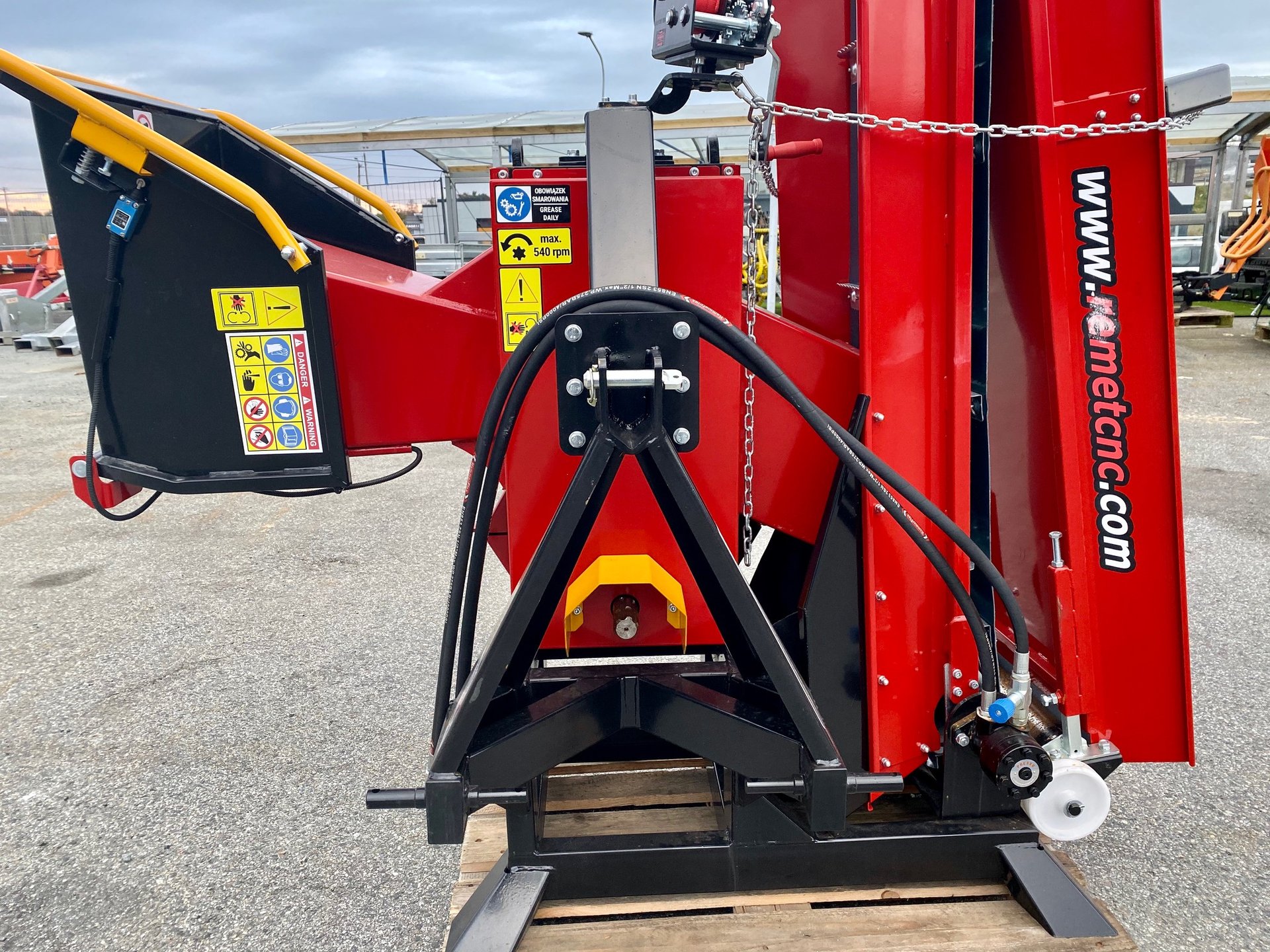 Vedkutter Remet RP150 med transportbånd PTO - Wee.no