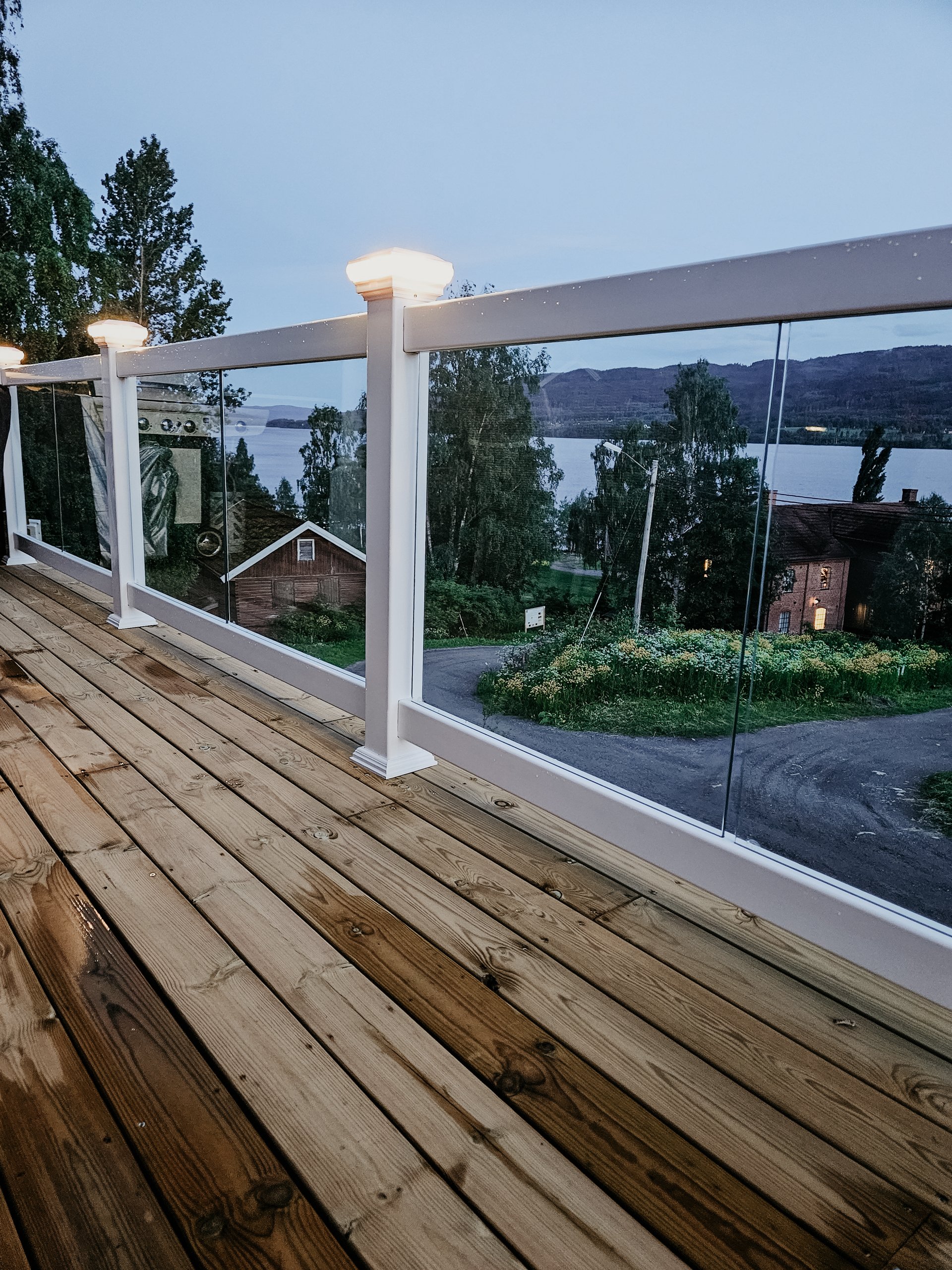 WeeGjerdet Kallevik rekkverk 166cm - Wee.no